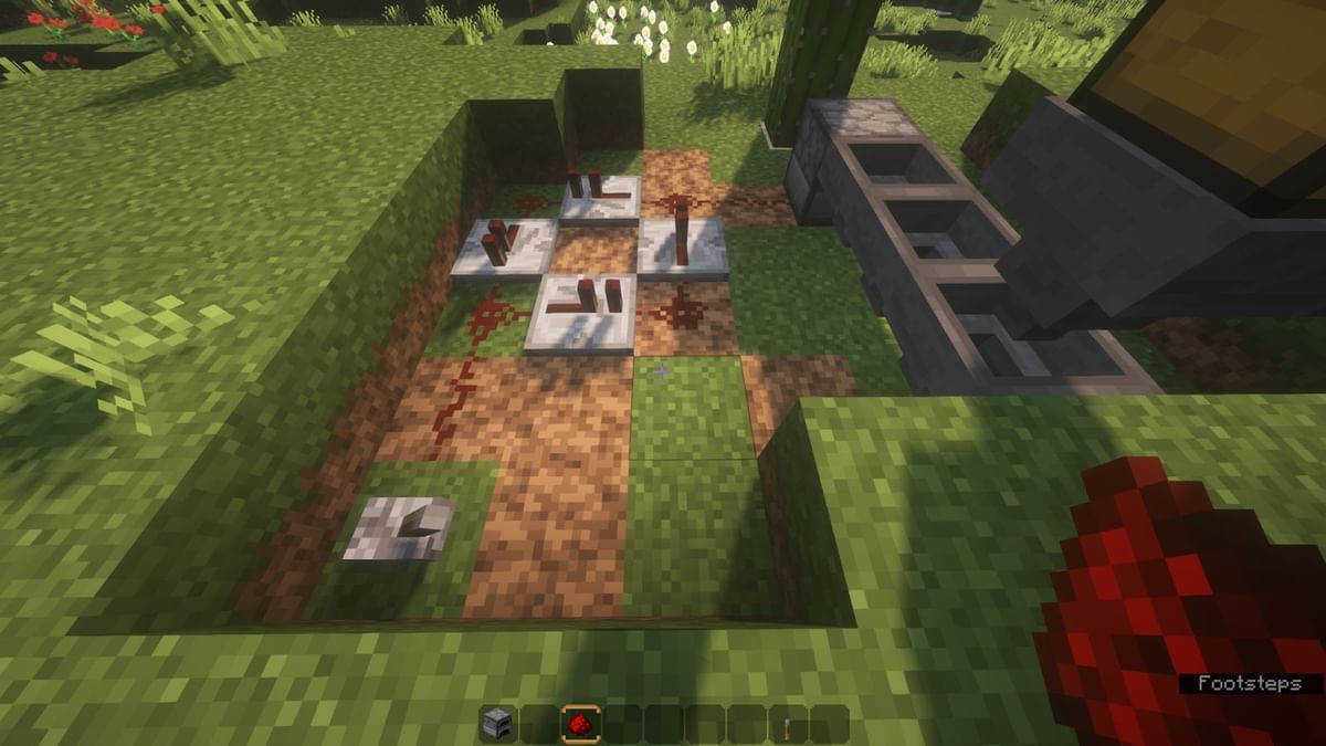 How to Make & Use a Hopper in Minecraft?