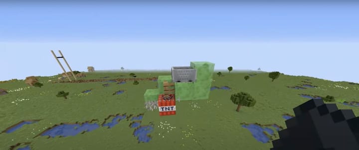 How to make a bomber plane in Minecraft
