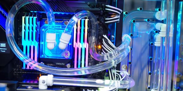 How to check the temperature of a PC