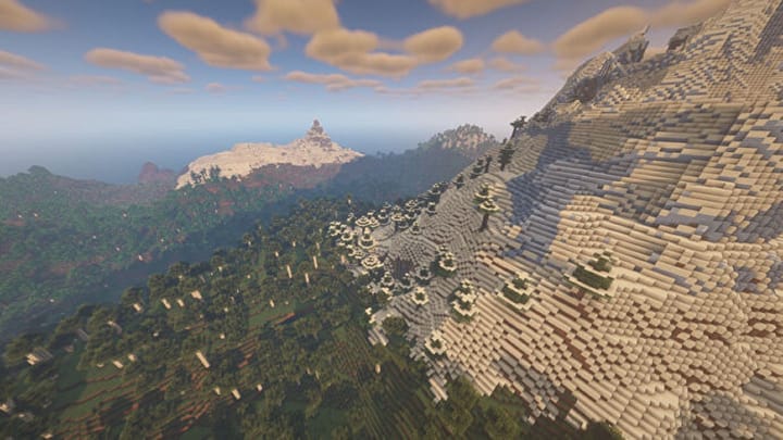 Top 10 mountain seeds for Minecraft: Java Edition 1.19