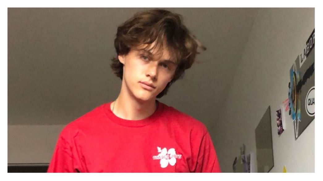 Who is Christopher Briney dating? All about 'The Summer I Turned Pretty ...