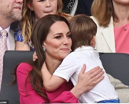 “Being iconic as always”: Slew of Prince Louis memes ensue following ...