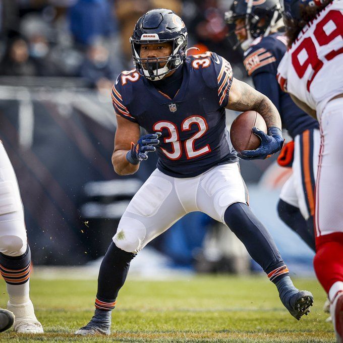 Why was Matt Adams arrested? Bears linebacker found in possession of ...