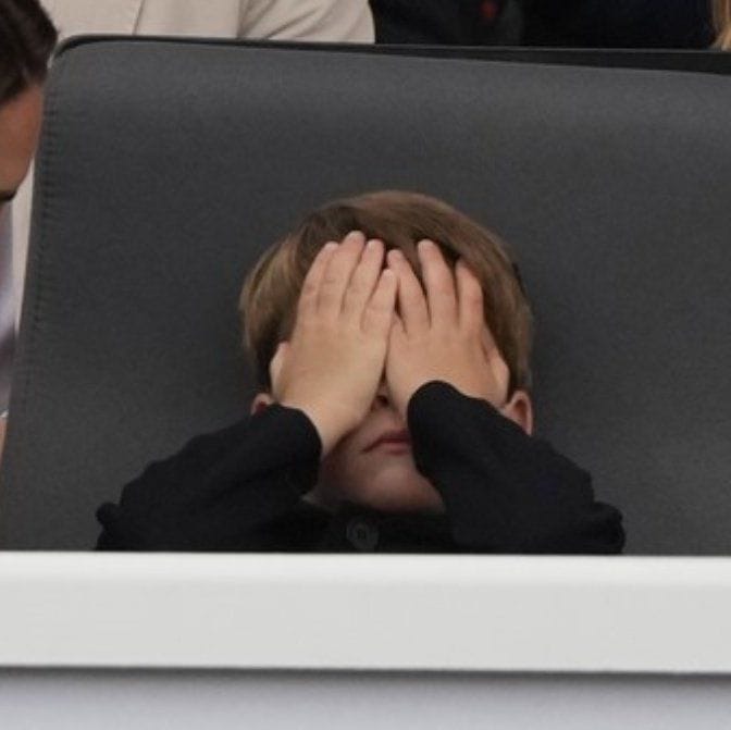 “Being iconic as always”: Slew of Prince Louis memes ensue following ...