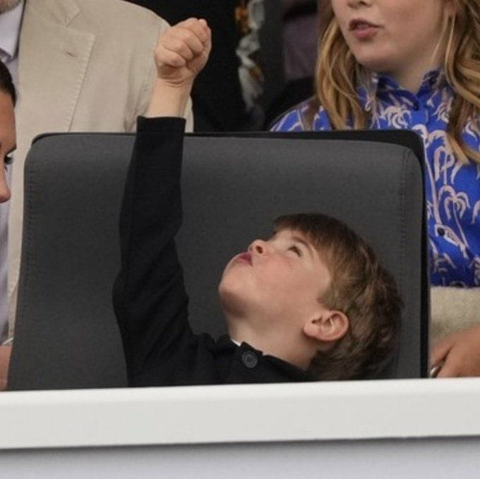 “Being iconic as always”: Slew of Prince Louis memes ensue following ...