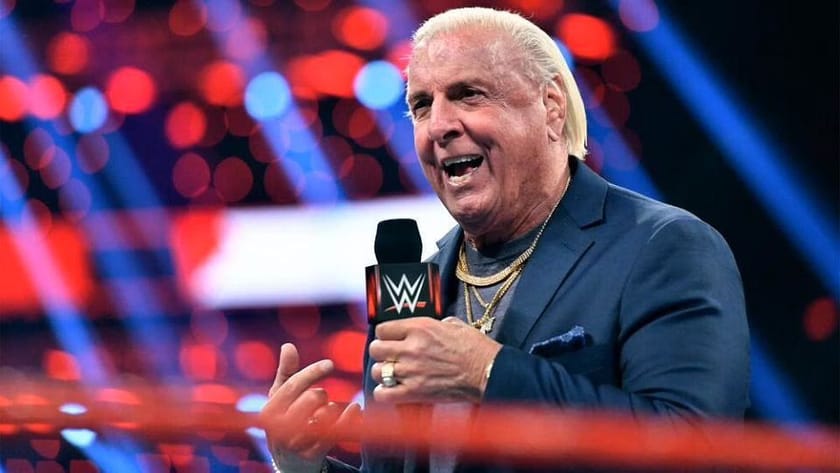 WWE Legend applauds Ric Flair ahead of last match