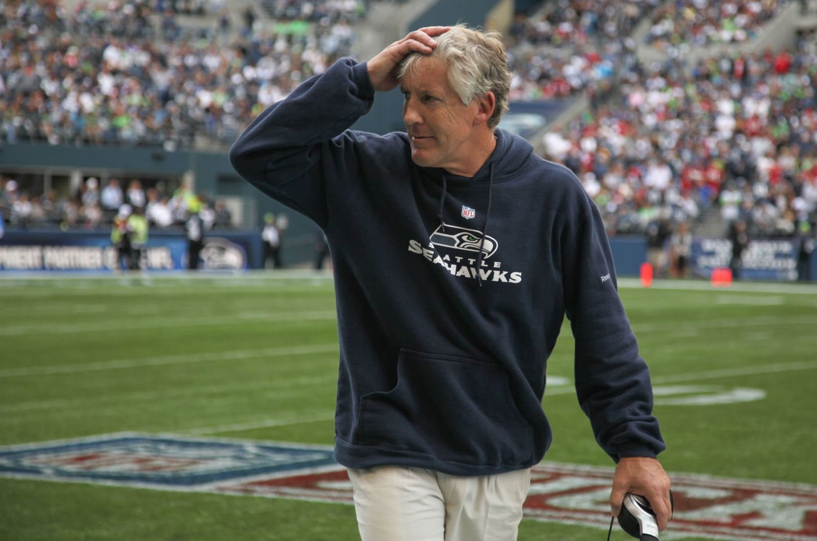 3 NFL teams that won a division title with a losing record since 2000