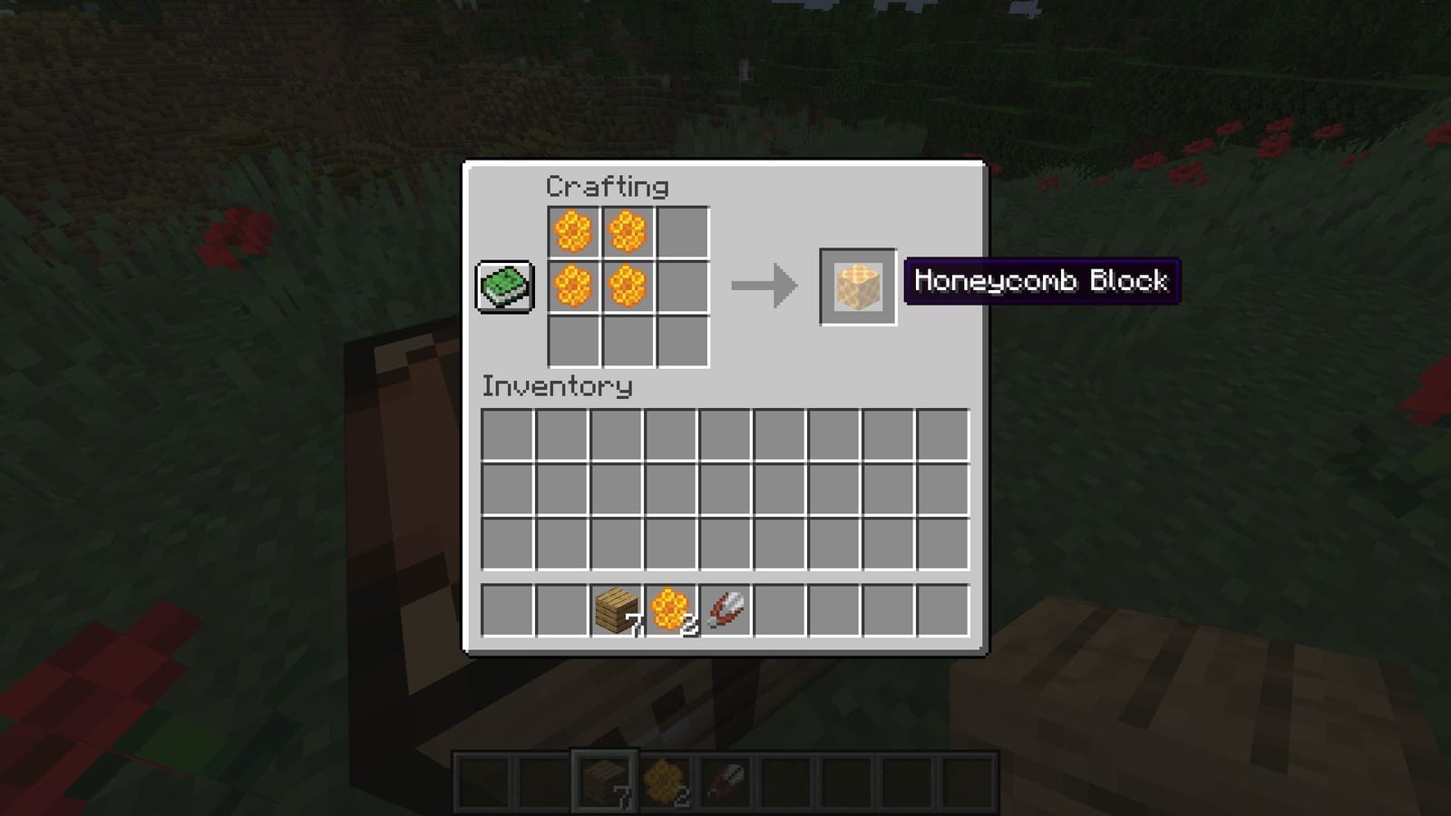 What can honeycomb be used for in Minecraft 1.19?