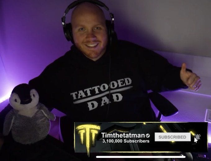 “What a ratio”: Fans react as the official Call of Duty Twitter handle ...