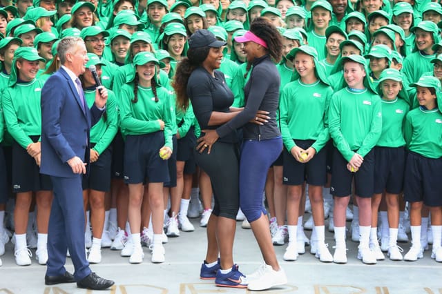 Where were Venus and Serena Williams born and brought up?