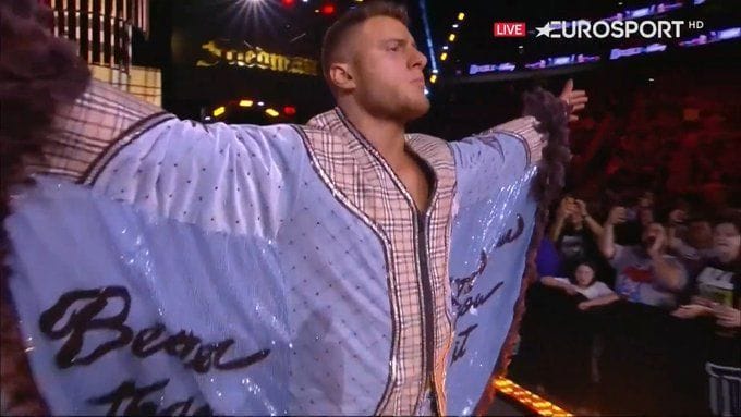 Photo: AEW star shows the middle finger to Vince McMahon's Hollywood ...