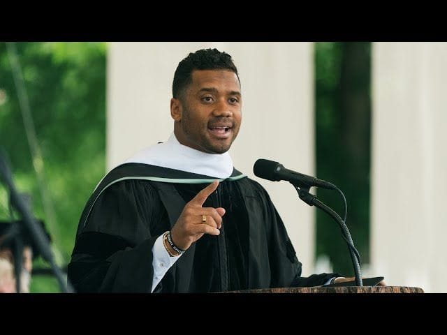 Russell Wilson cracks joke during Dartmouth College speech