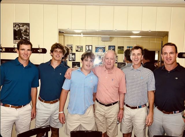 NFL fans on recent family photo shared by Eli Manning