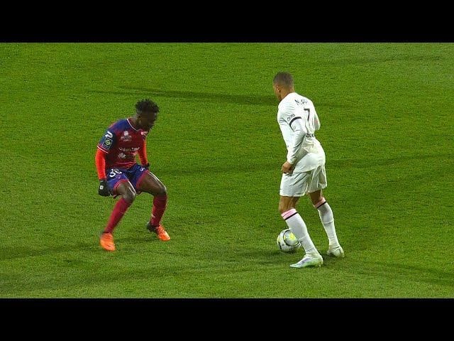 WATCH: $200 million soccer superstar Kylian Mbappe nails 40-yard FG ...