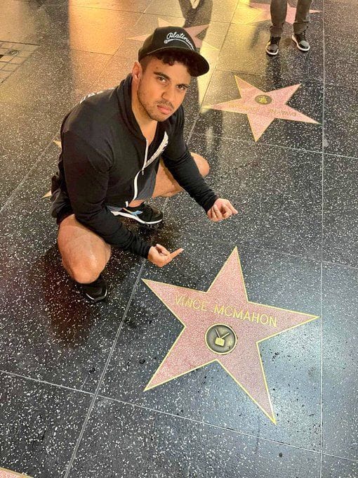 Photo: AEW star shows the middle finger to Vince McMahon's Hollywood ...