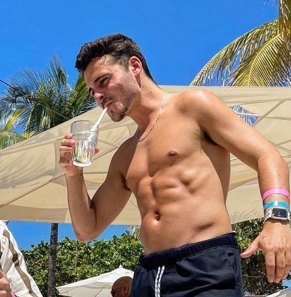 The Brandon Robert's Wiki Profile, Net Worth, Age, Height ...