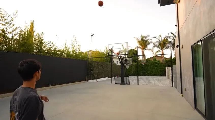 Where does Lucas and Marcus live?