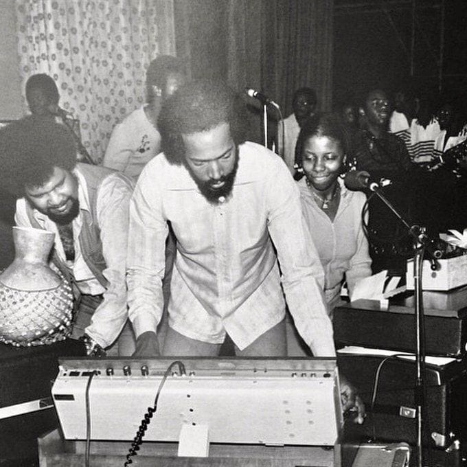 Who was Reggie Andrews? Songwriter and music director dies at 74