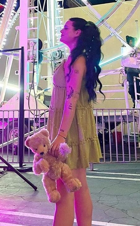 Hope Schwing's Profile, Net Worth, Age, Height, Relationships, FAQs