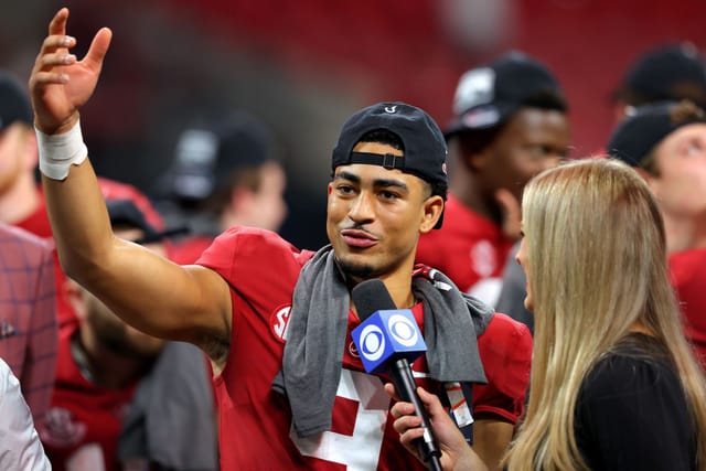 Analyst compared Alabama Bryce Young to Steph Curry