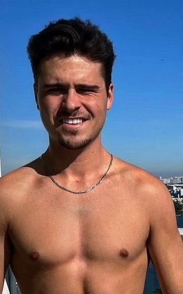 The Brandon Robert's Wiki Profile, Net Worth, Age, Height ...