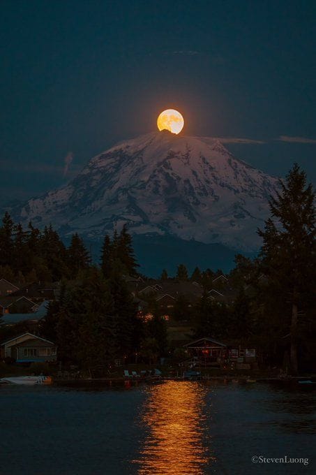 Why is the moon so big tonight? Reason explored as Super Buck Moon ...