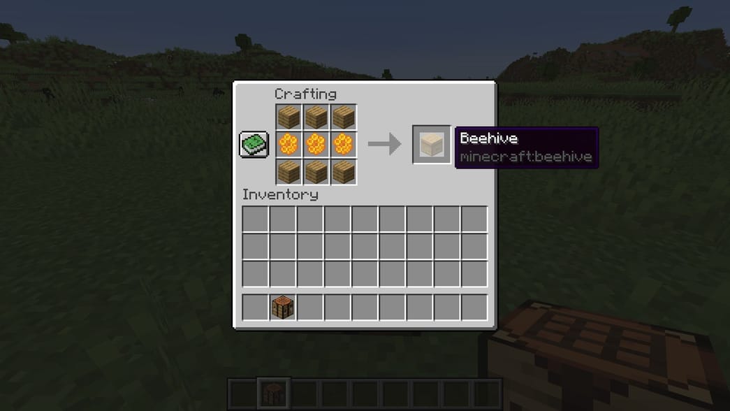 How to use a beehive in Minecraft 1.19