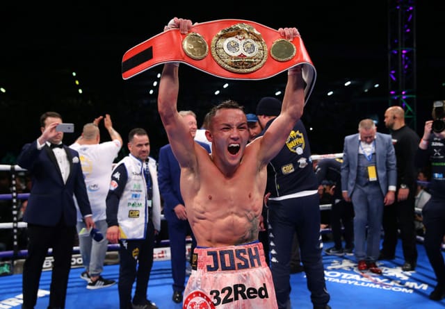 Famous boxing stars and their favorite Premier League teams