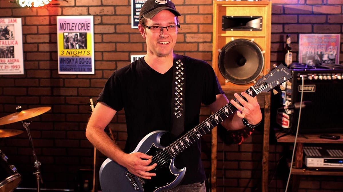 Cinemassacre's Profile, Net Worth, Age, Height, Relationships, FAQs