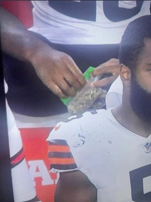 "Cleveland THUGS strike again!" , "Josh Gordon is back" - NFL fans ...