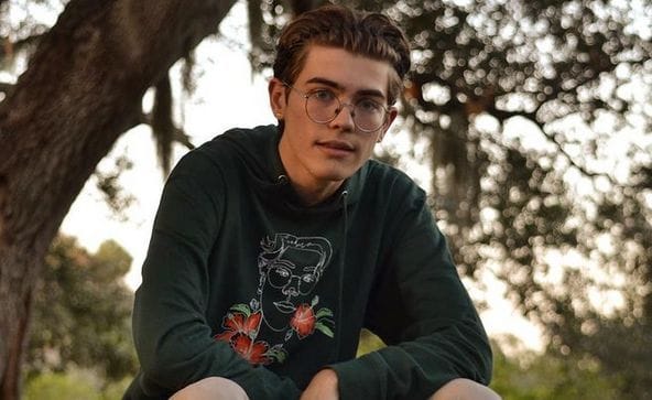 How much is Liam Silk's Net Worth?