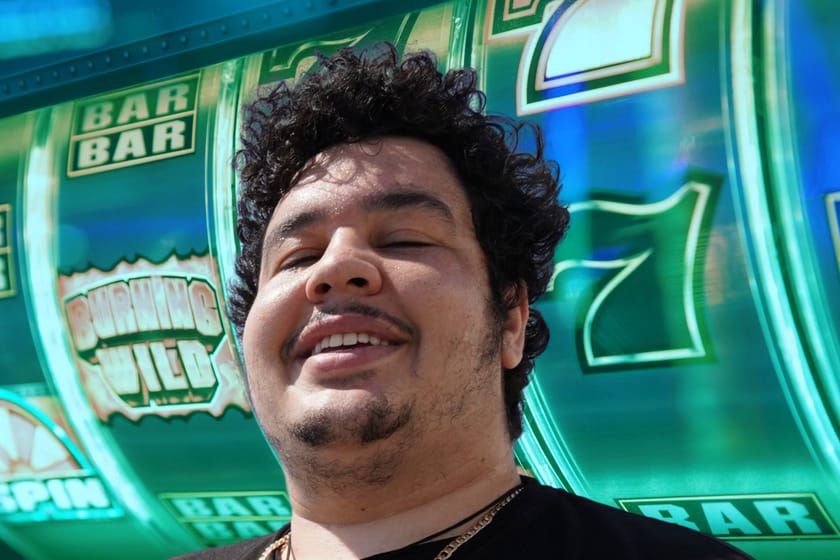 “It feels gross”: Greekgodx mercilessly slams gambling streamers on Twitch
