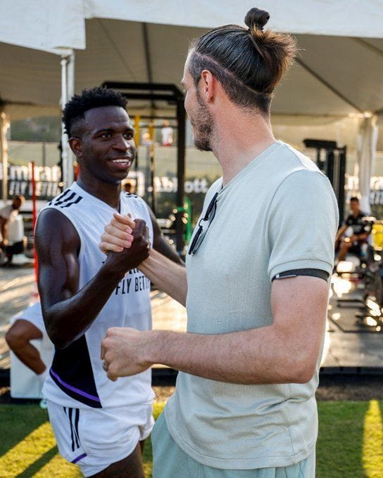 7 top footballers who have private jets