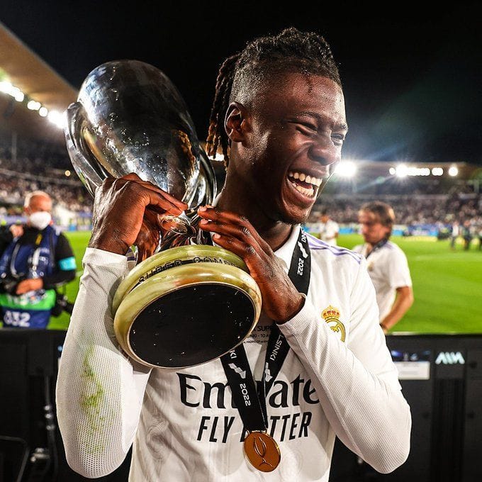 "Camavinga should win" "Gavi is clear" - Fans involved in heated debate ...