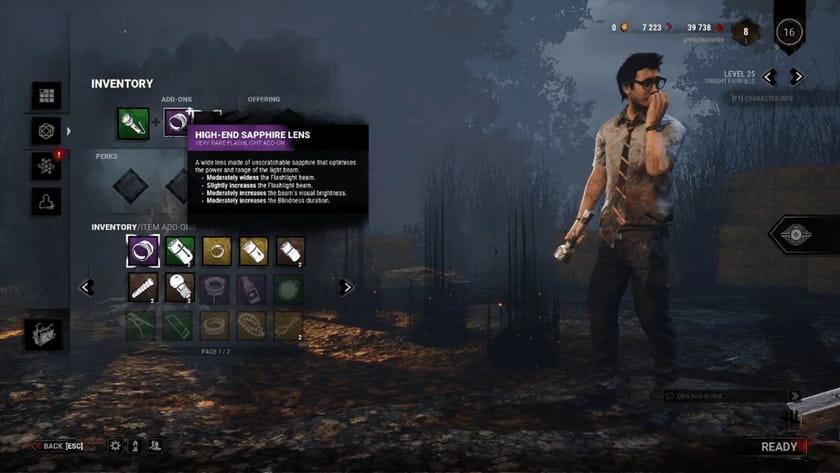 How to equip a flashlight in Dead by Daylight