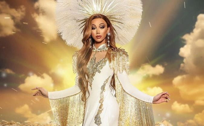 How much is The Plastique Tiara's Net Worth as of 2024?