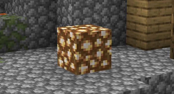 Glowstone in Minecraft
