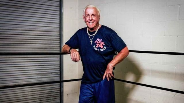 WCW legend's touching gesture to Ric Flair before final match