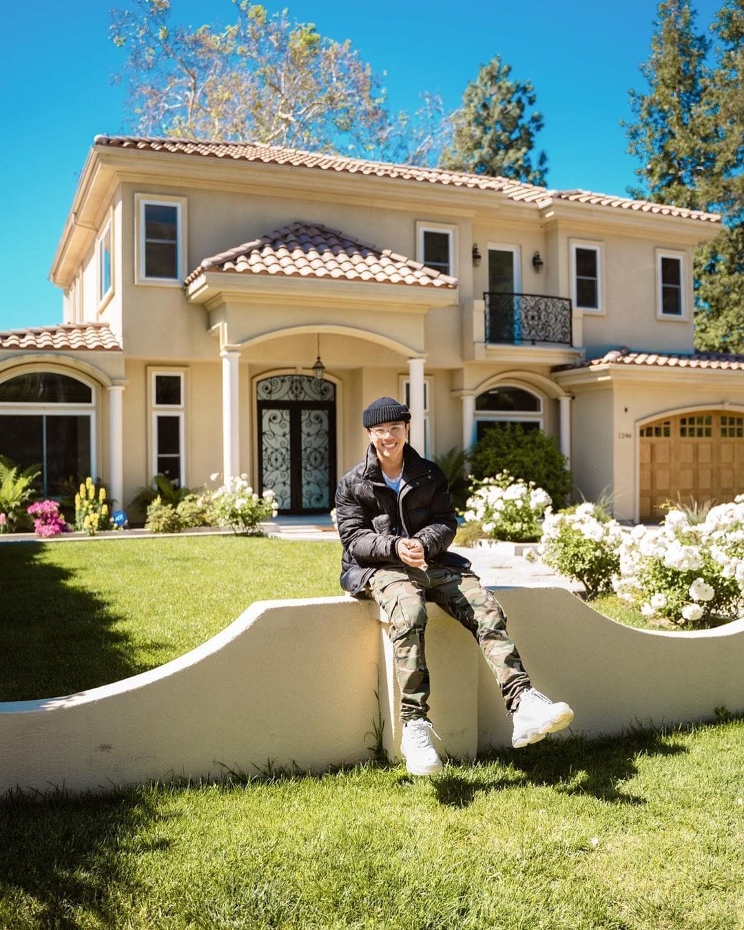 Where does Justmaiko live?