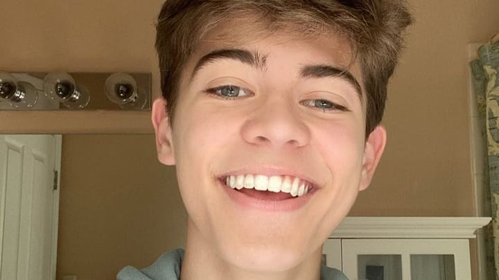 How much is Liam Silk's Net Worth?
