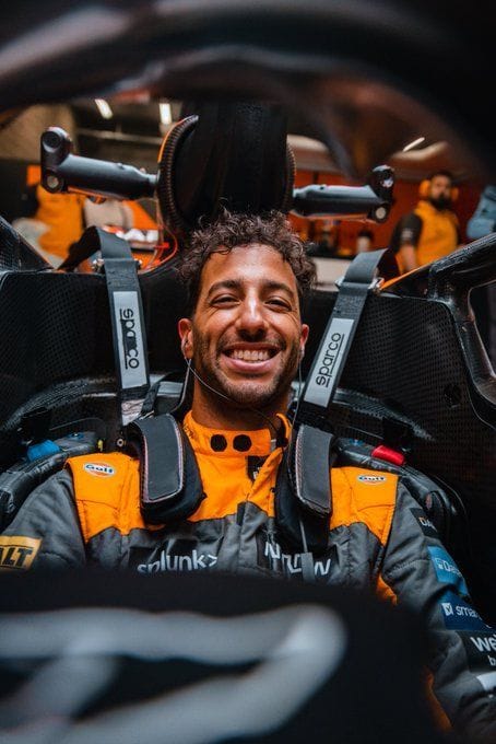 "It’s nice when you get the phone ringing"- Daniel Ricciardo on ...