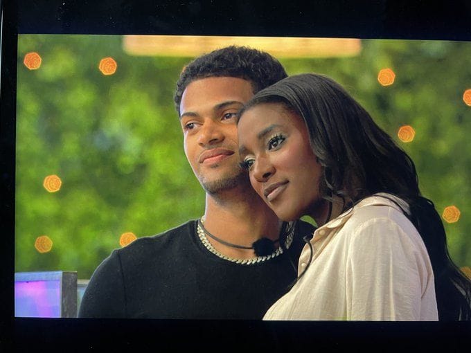 Why are fans calling Zeta and Timmy “mom and dad of the villa” in Love ...