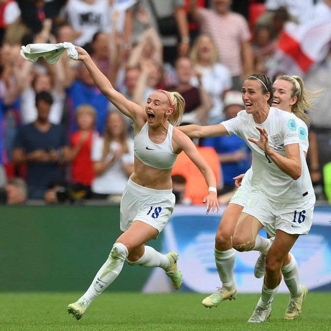 Chloe Kelly bounced back from Arsenal rejection and horrific ACL injury ...