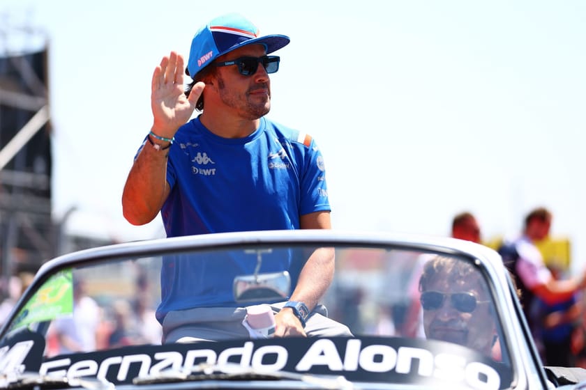 WATCH: Fernando Alonso shows off his dancing moves during 2022 F1 break ...