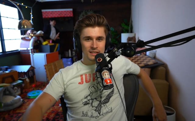 “I was met with the gun of a police officer” - Ludwig gets swatted live ...