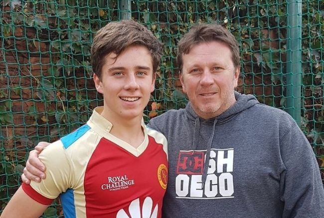 Who is Dewald Brevis's Father?