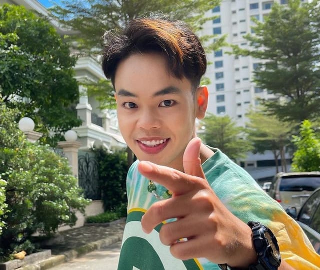 Oops Banana's Profile, Net Worth, Age, Height, Relationships, FAQs