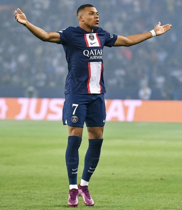 PSG superstar Kylian Mbappe took part in France photo shoot after ...