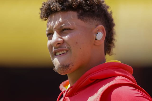 A look at Patrick Mahomes and his private jet