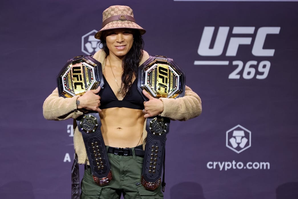 UFC Weight Classes in Order | Women's & Men's UFC Weight Classes